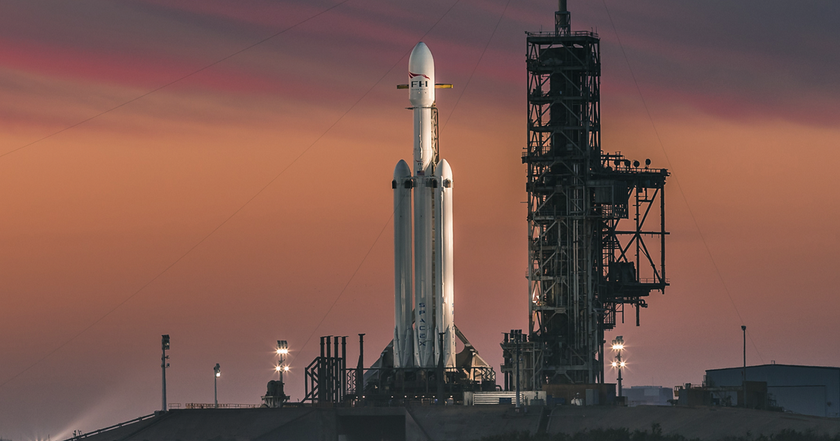 Misión secreta USSF-44 - El cohete Falcon Heavy pone en órbita ...
