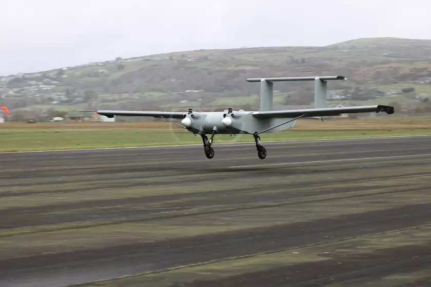 Las AFU utilizan el UAV británico ULTRA, con una carga útil de hasta ...