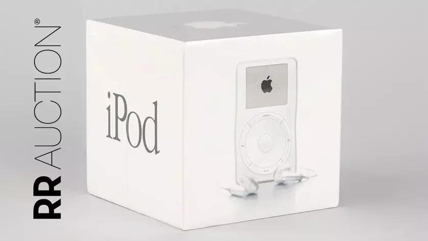 El primer iPod superó el récord en RR Auction
