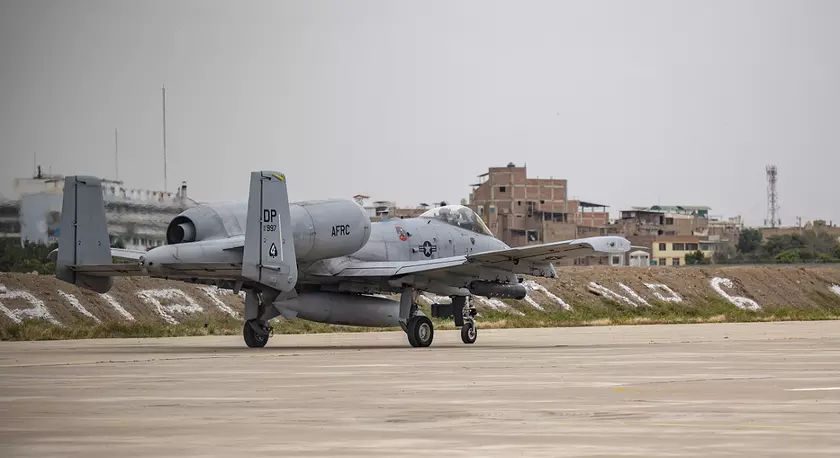 El A-10 Thunderbolt II ha llegado a Sudamérica por primera vez en su ...